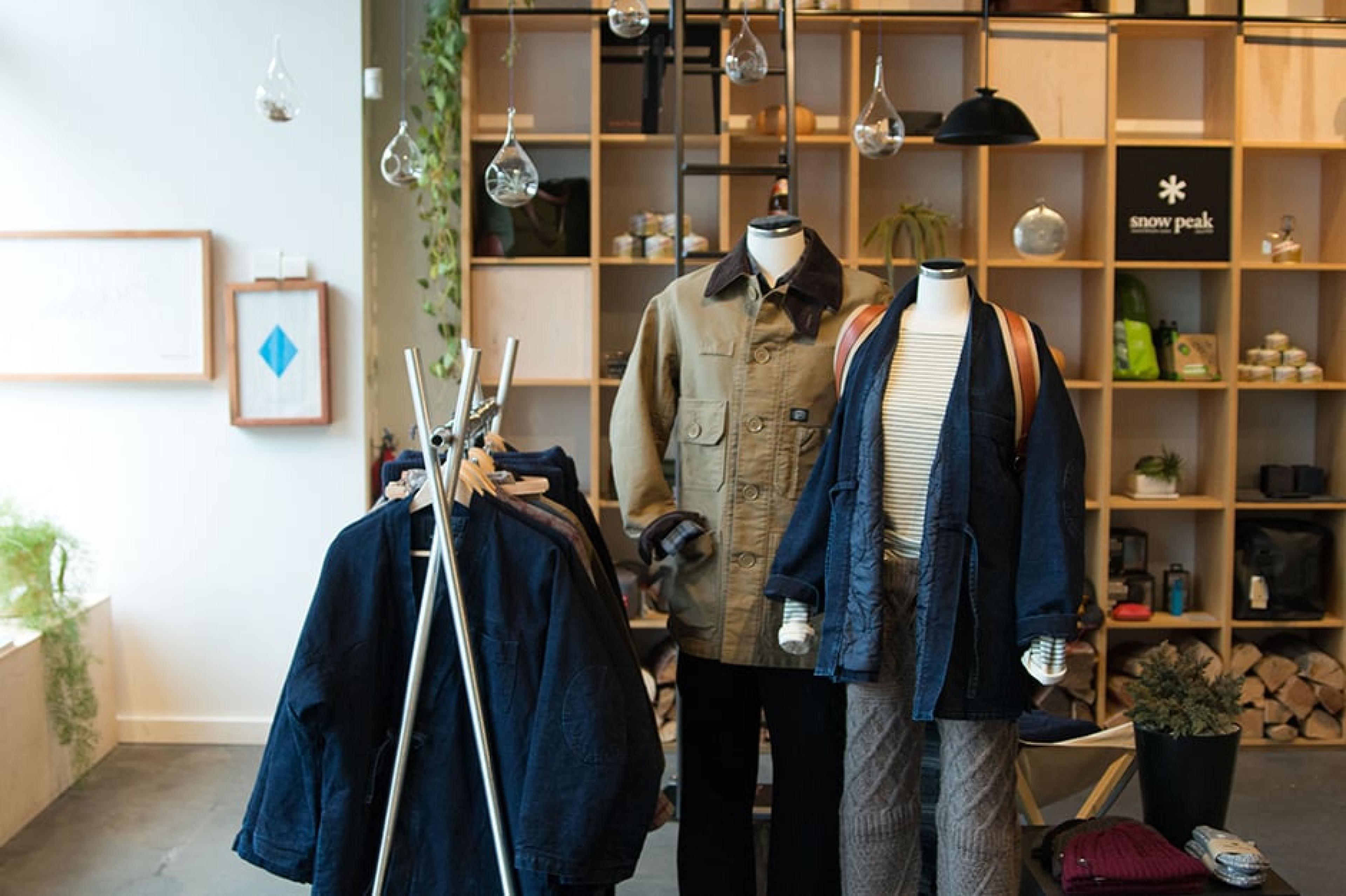 Pacific Northwest Shopping Guide