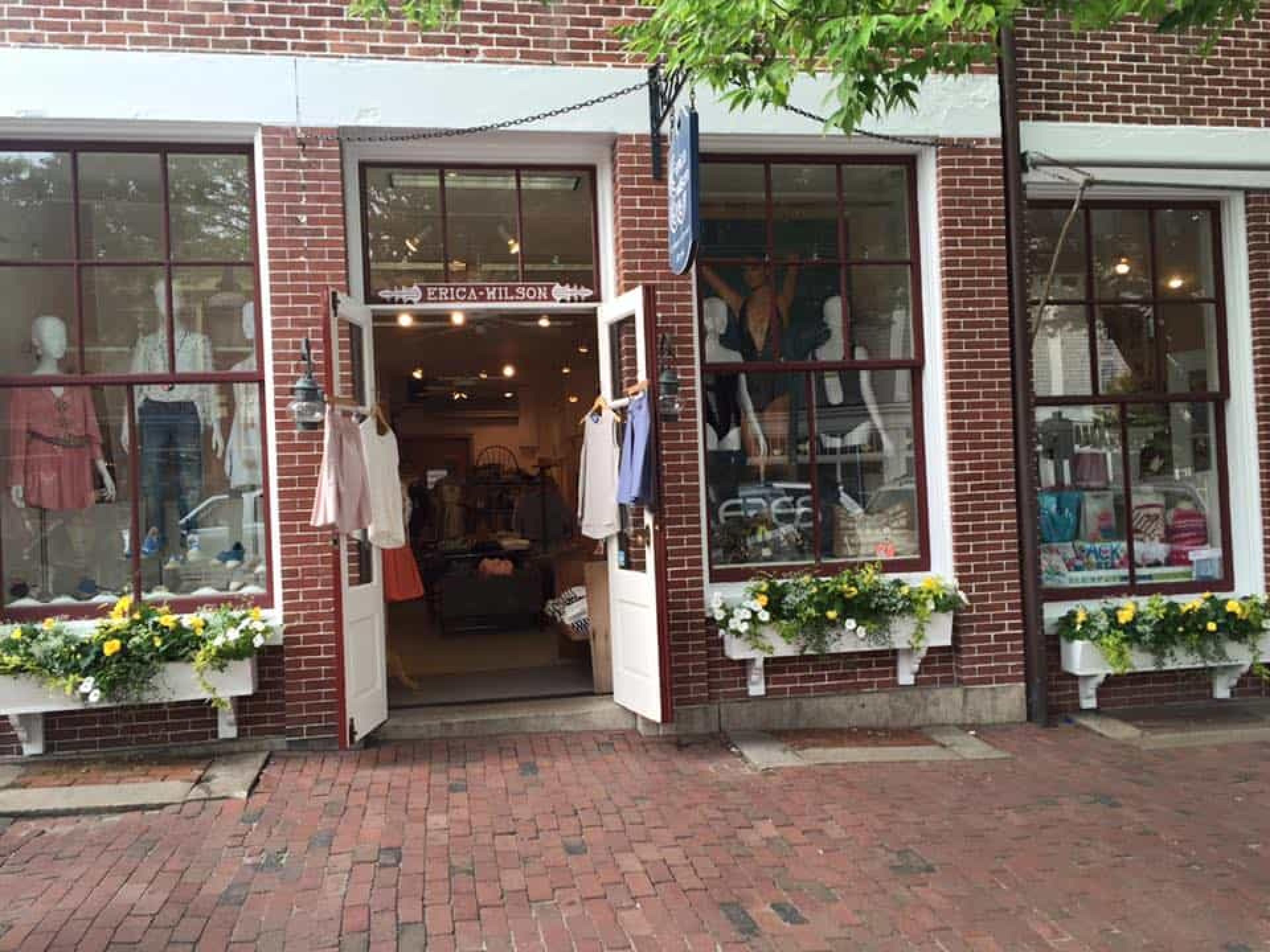 Nantucket Shopping Guide
