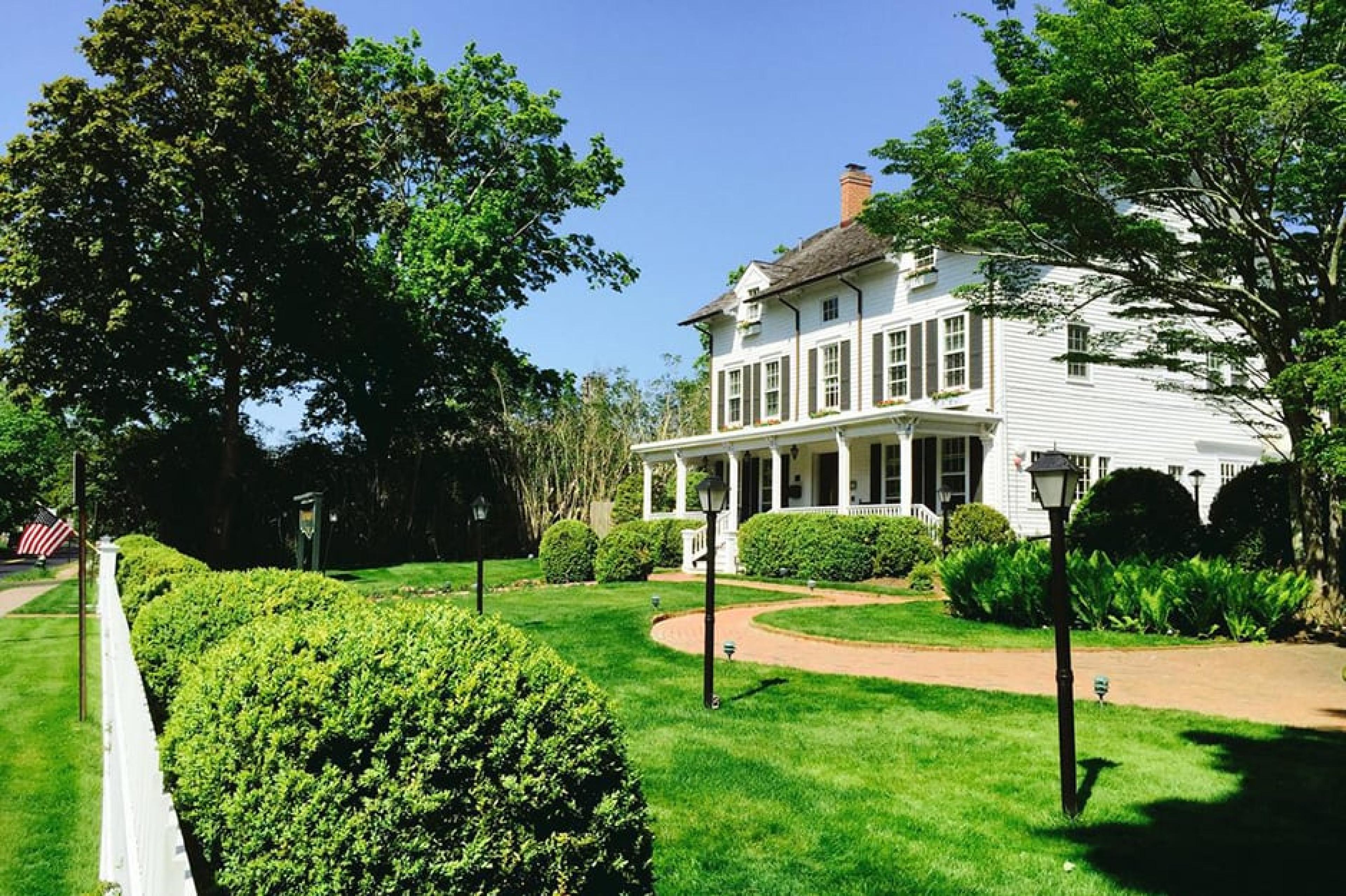 Best Hamptons Hotels