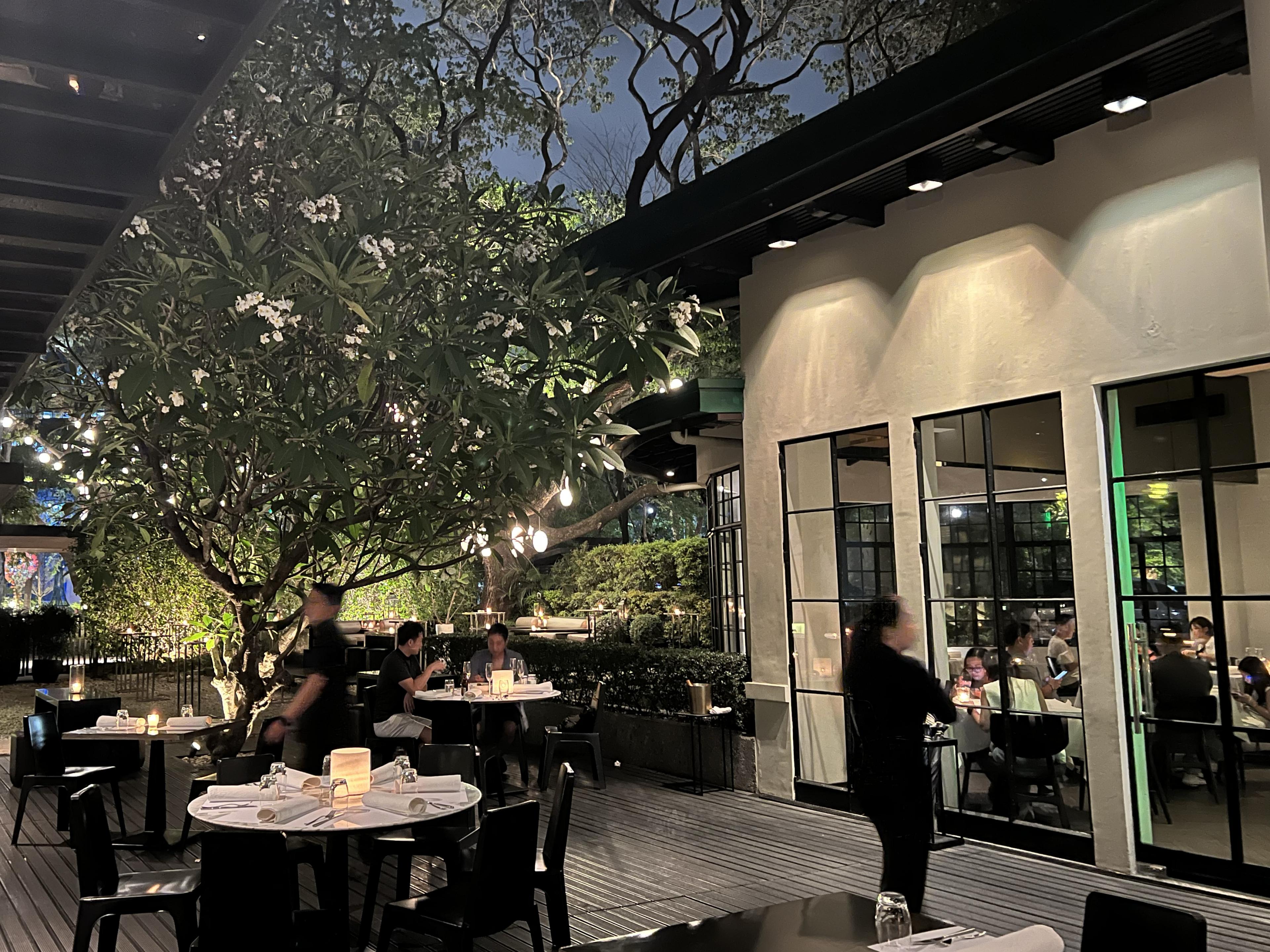 Blackbird restaurant store