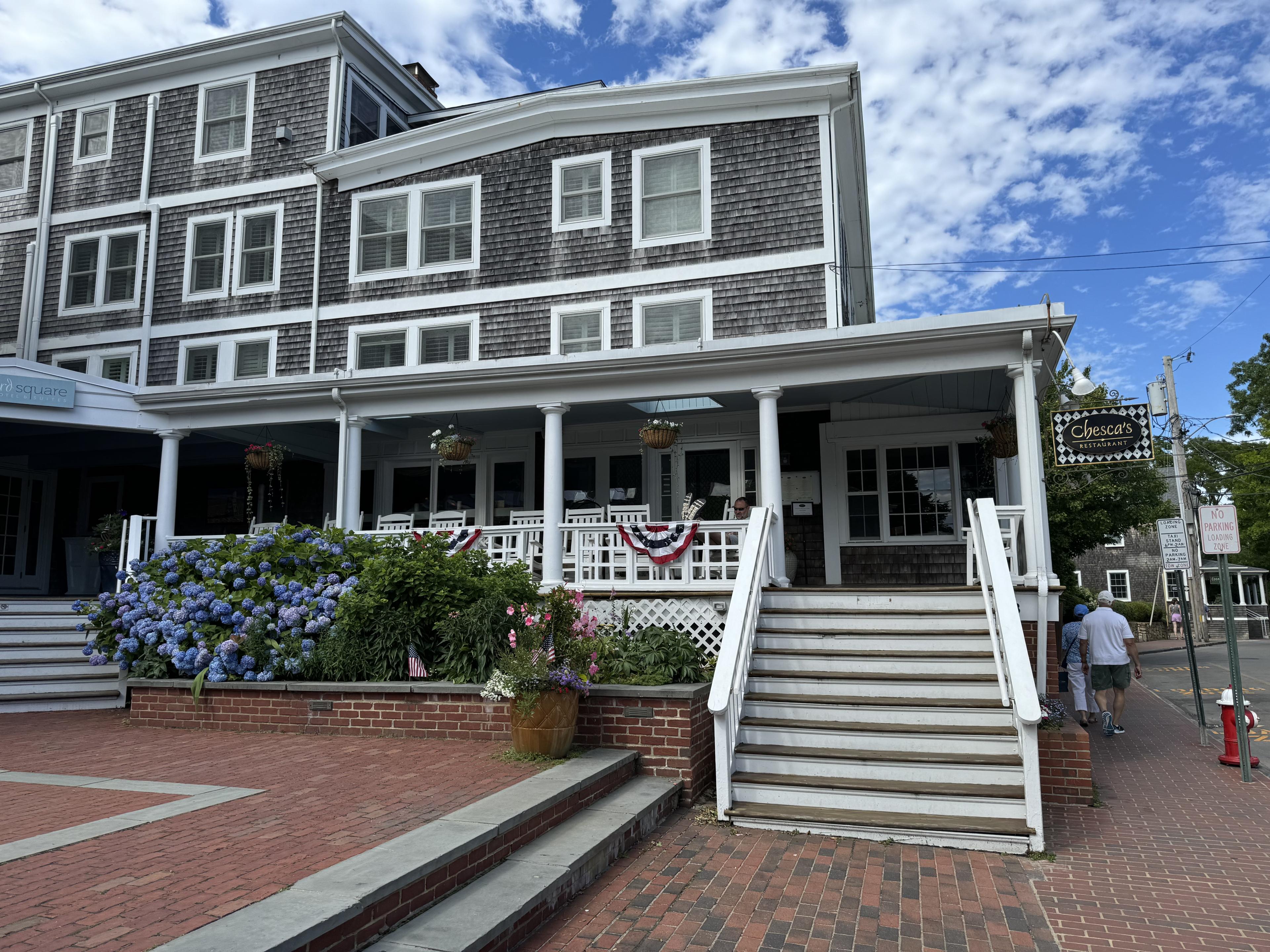 Best Martha’s Vineyard Restaurants