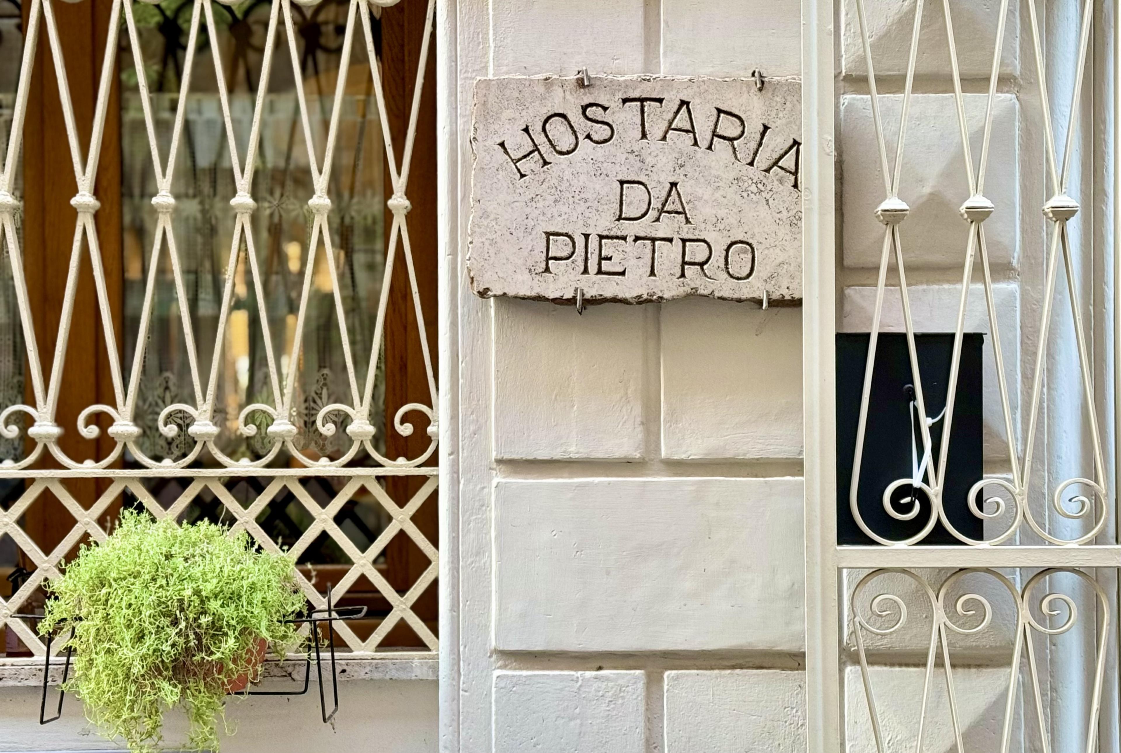 Restaurante Di Pietro Roma Casa Per Ferie Ravasco San Pietro, Rome